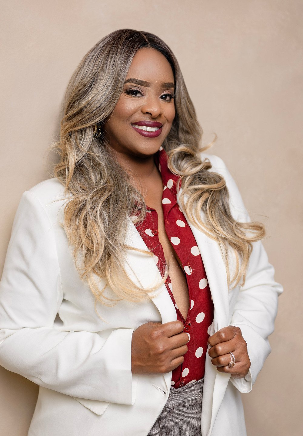 Demi Howell: Pioneering a New Path in Entrepreneurship - COVER HOLLYWOOD